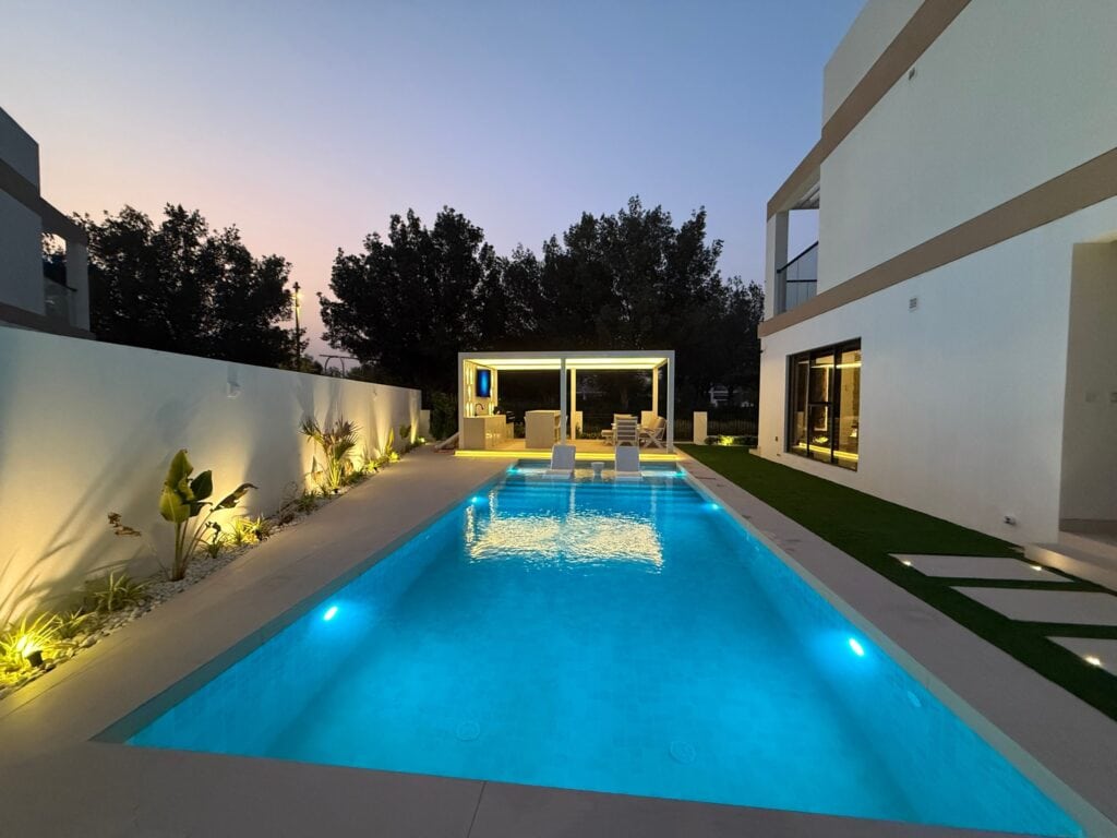 Pelham, Damac hills | Design and Installation of Swimming pool &Landscaping